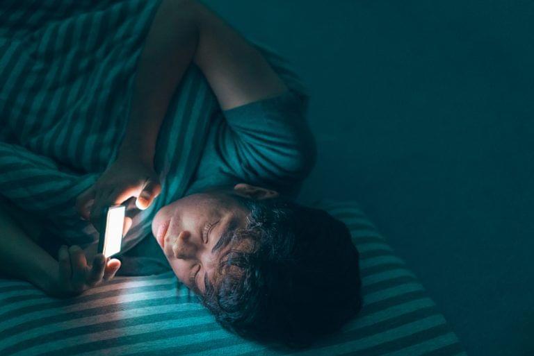 Teenage Cell Phone Addiction — Get The Facts