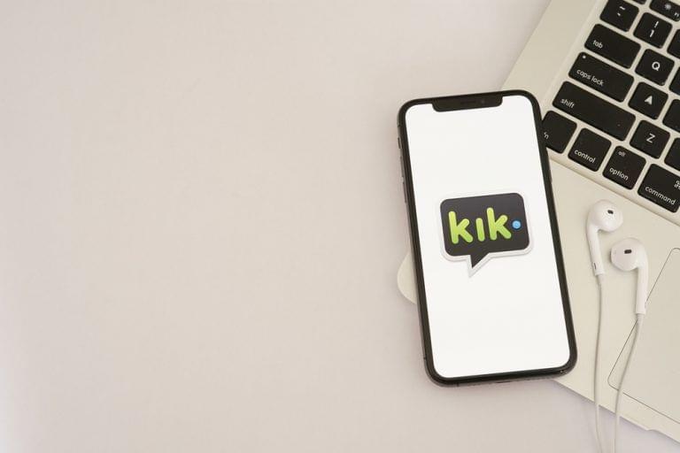 Is Kik Safe? Find Out Why the Headline-Making App is Making Parents Sweat